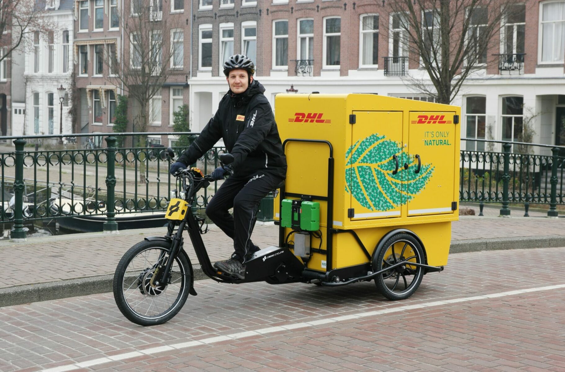 De Chariot: DHL Express introduceert nieuwe cargofiets