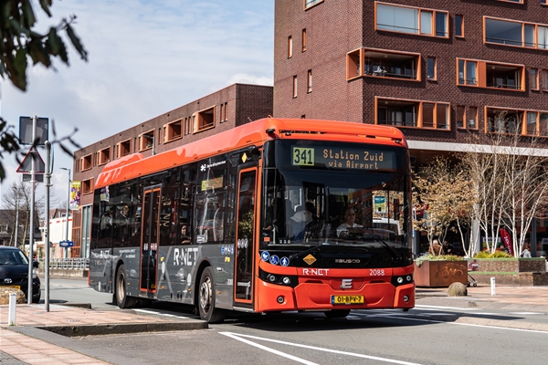Zevenentwintig nieuwe elektrische bussen voor concessie Amstelland ...